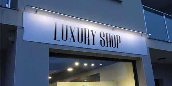 Quelle solution d'éclairage pour votre enseigne ? - Mr Enseignes